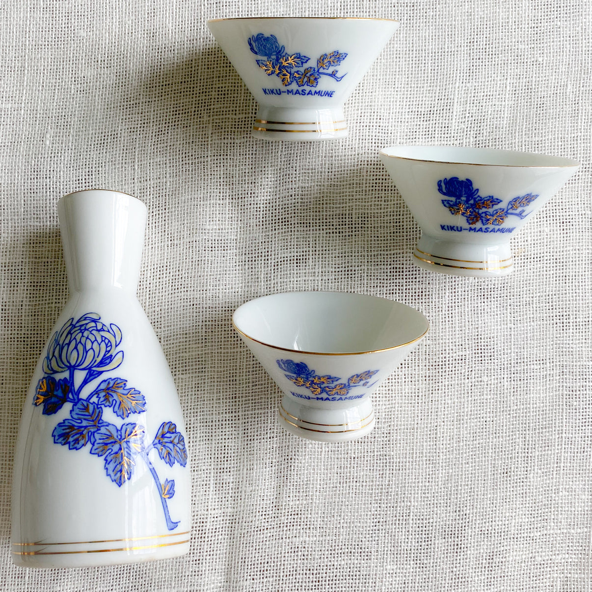 Hand Painted Kiku Masamune Japan Vintage Sustainable Saki Set – BelleStyle
